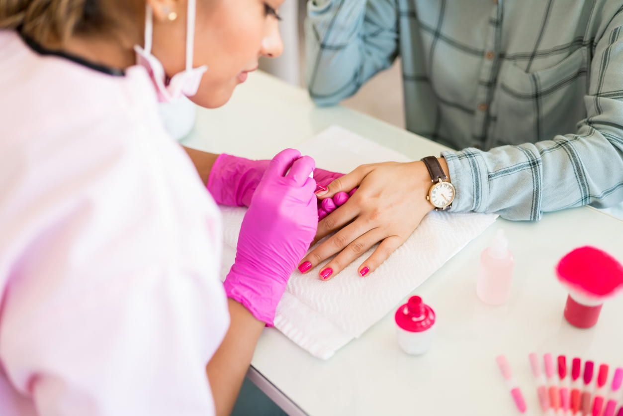 Learn Gel Nail Techniques – HICI Go